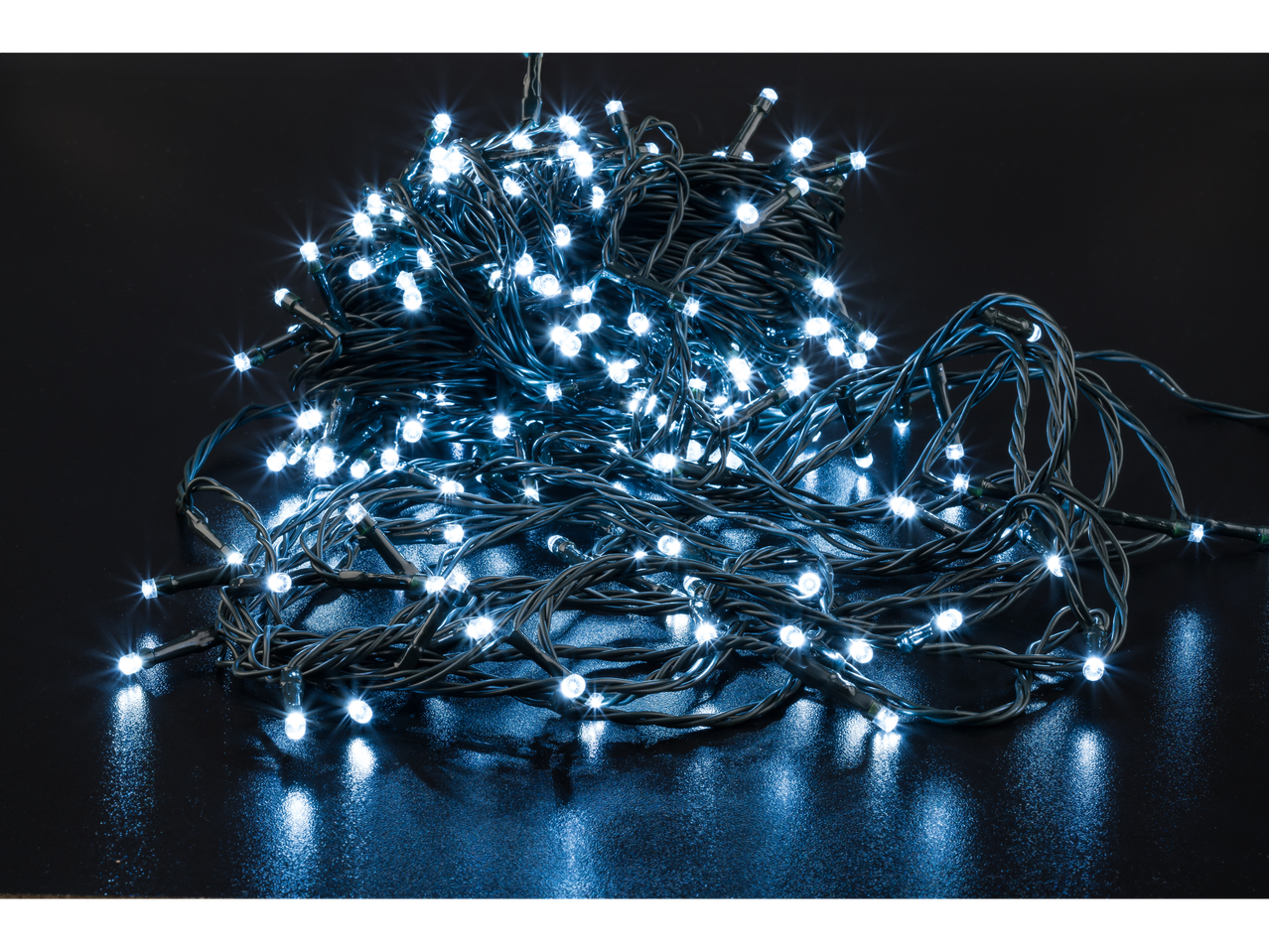 200 LED String Lights | LIDL